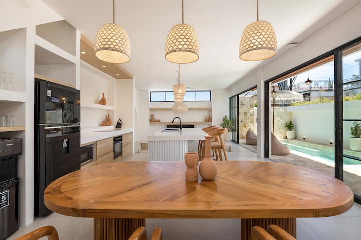 Stylish New Villa 2 Mins To Finns And Beach Canggu - Seminyak