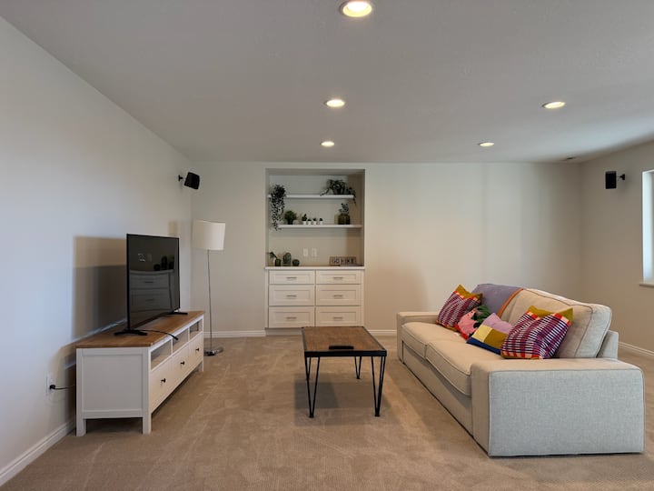 Cozy Cottonwood Heights Stay 25 Min To Ski Resorts - Cottonwood Heights, UT
