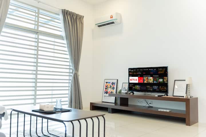 Cozy & Peaceful Retreat 4br@hijauan Hills - Simpang Ampat