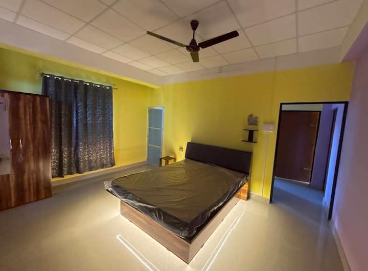 1bhk Apartment At A Dist. Of 1km From Jorhat Isbt. - Jorhat