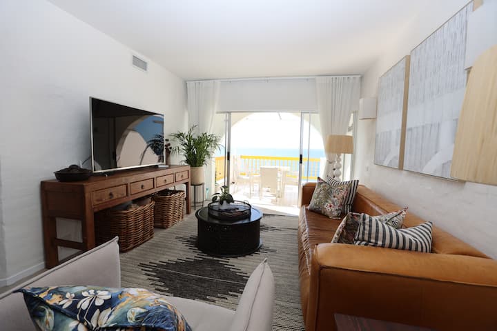 Ballito Santorini 71 Perissa Seaview Apartment - Dolphin Coast