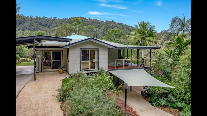 Ultimate Bohemian Rainforest Retreat - Eumundi