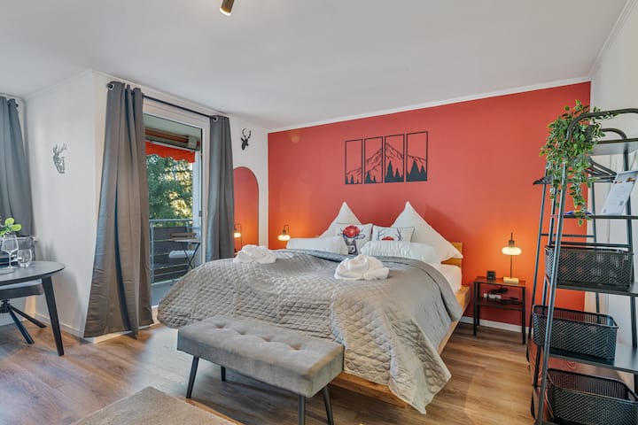 H5 2: Kingsize Bett, Netflix, Balkon, Pool - Freudenstadt