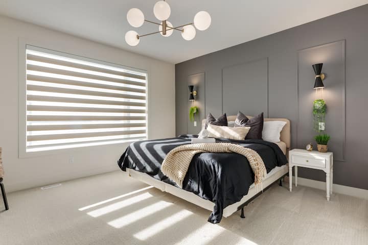 Lavish 8 Bdrm Near Chestermere Lake - Chestermere