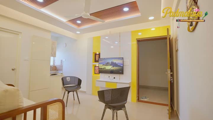 Padmalaya Homestay 
Where Divine Meets Comfort ! - Guruvayur