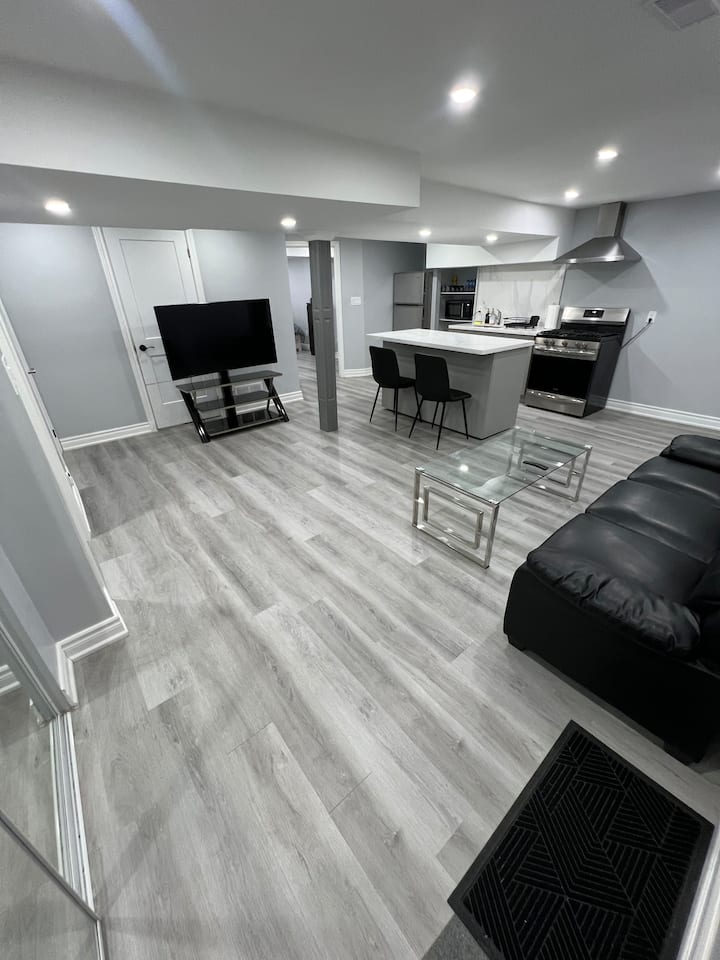 Fully Private 2br Retreat In Quiet Neighbourhood - Ajax