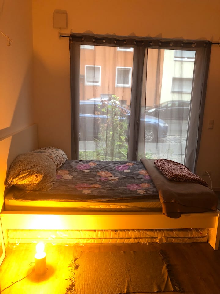 Gemütliche Wohnung Mit Eigene Küche Und Toilette - Nürnberg