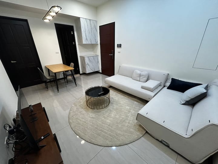 全新裝潢電梯大樓,近捷運近市區 - 신좡 구