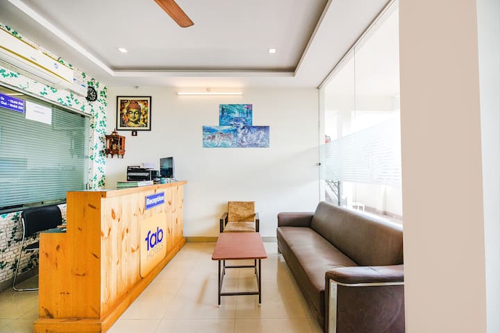 Luxurious Rooms In Patel Nagar Dehradun - Dehradun