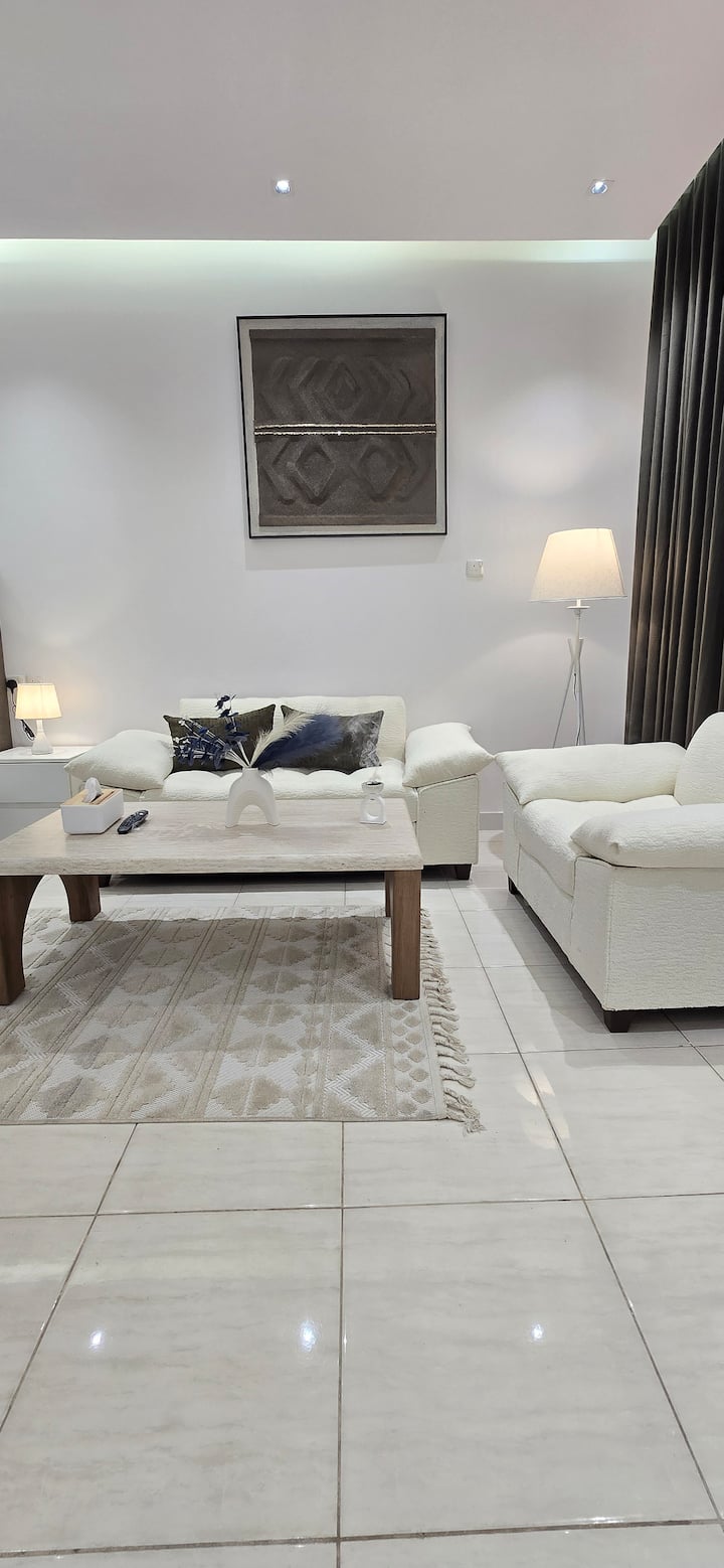 استديو فاخر بوسط حائل - Saudi Arabia