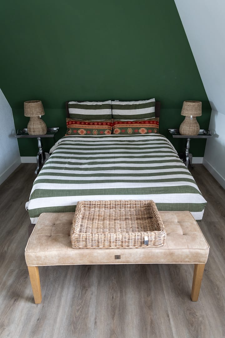 B & B Beneden De Vijzel/groene Kamer Met Ontbijt - Alkmaar