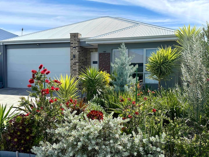 Peaceful Retreat En-suite Bedroom & Private Lounge - Greenmount