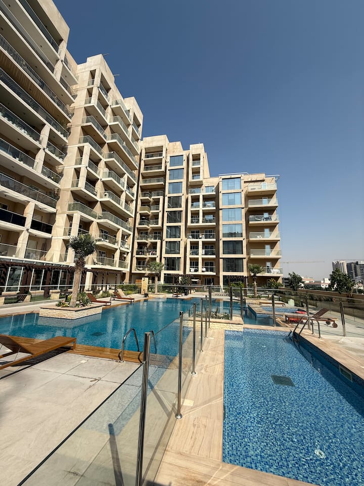 Marjan Escape Studio | Swimming Pool, Gym - Dubái