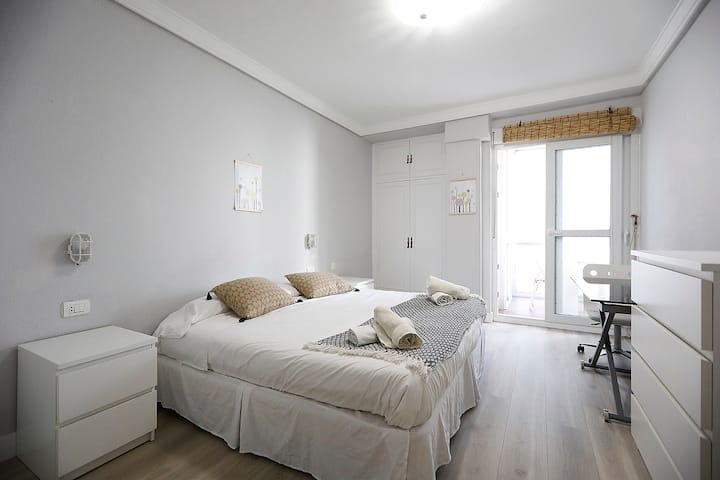 Acogedor Apartamento Céntrico Con Garaje Gratuito - San Sebastián