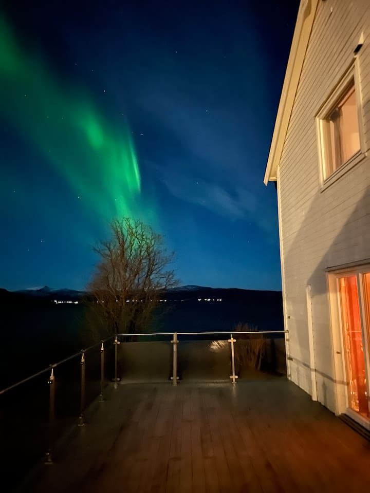 Stort Hus I Idylliske Malangen. Fantastisk Utsikt - Norvège