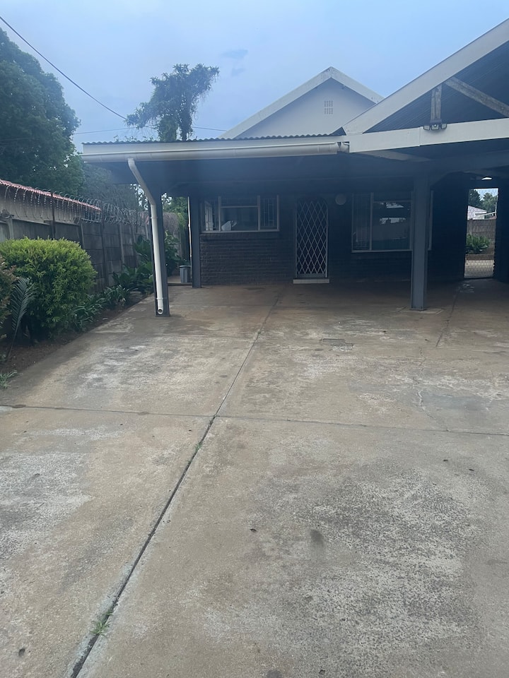 Tranquil Stay In Vryheid Suburbs - Vryheid