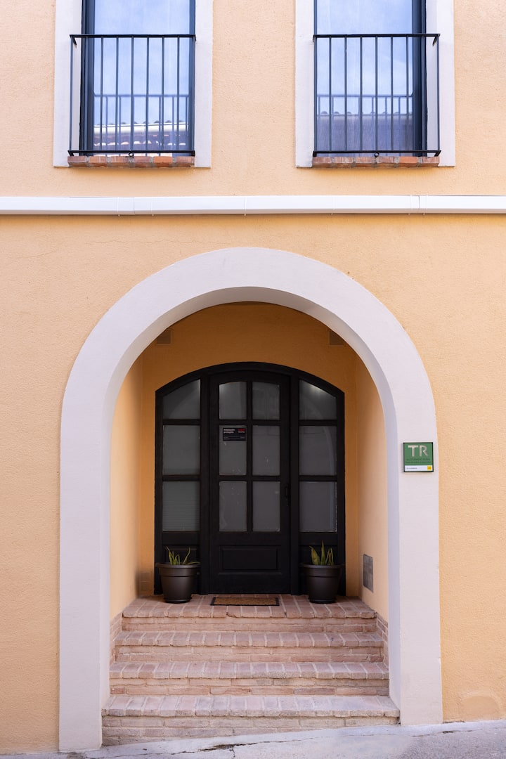 Casa Rural Con Encanto Rústico - Flix