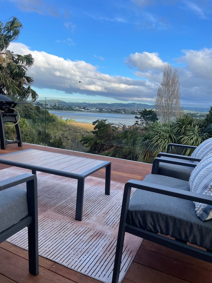 Magic On Milton - Tauranga