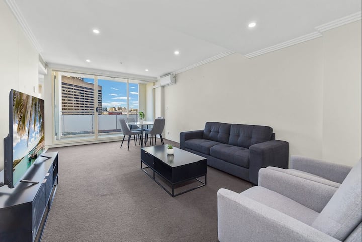 Central Station Sanctuary: 2 Br | 2 Bath | Parking - Surry Hills