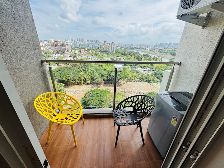Studio Apartment With Stunning View! - Pune