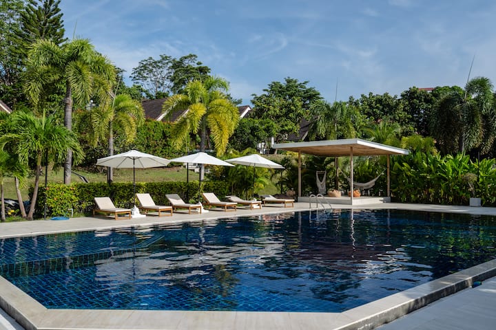 *New* The Tropical Boho Bungalow ~ Koh Lanta - Tailandia