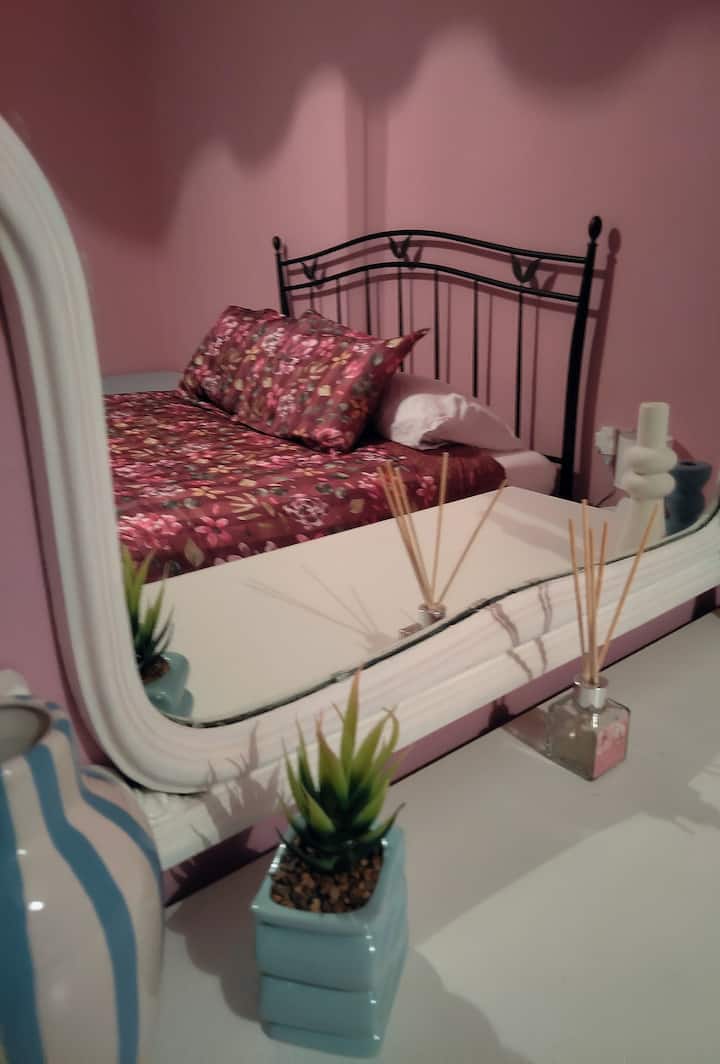 The Sun Apt - The Up Hill And Down Dale Escape - Trieste