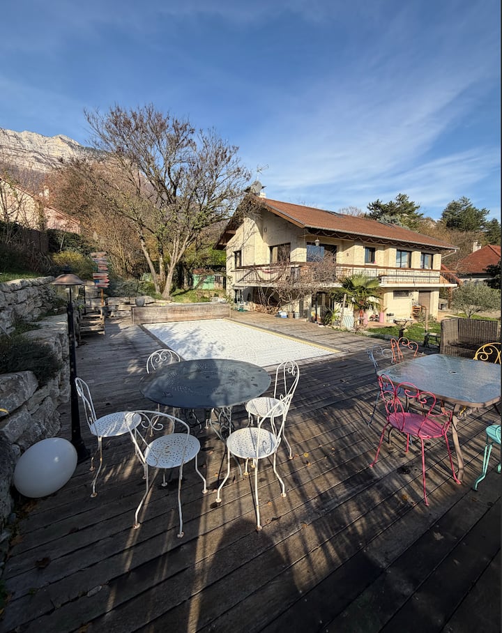 Grande Maison Familiale Entre Ville Et Montagnes - Station de l'Alpe du Grand Serre