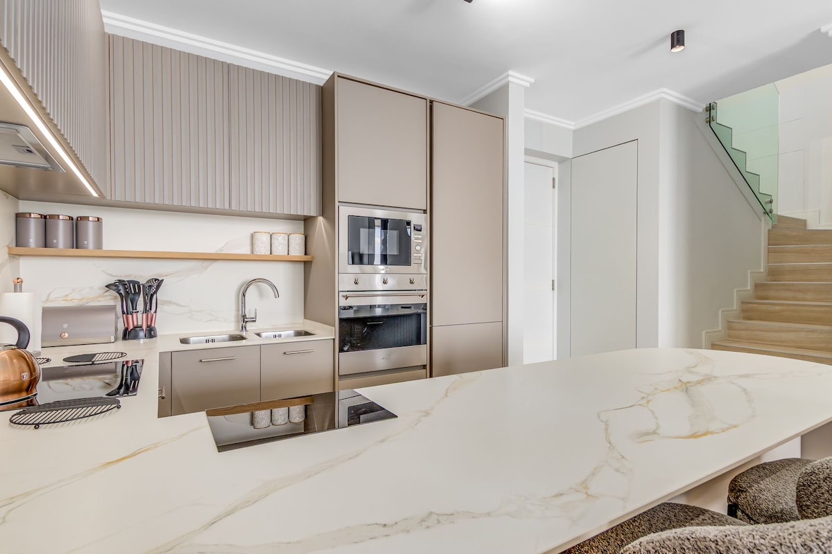 Das Ellipse Penthouse Escape - Airbnb