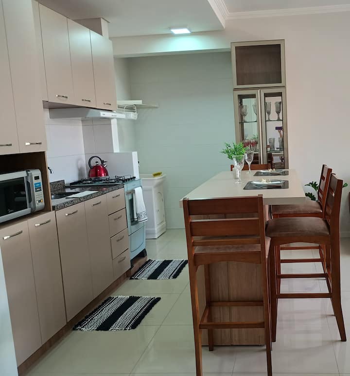 Apto 1 Quarto Com Ar Condicionado. 5min Do Mar - Florianópolis