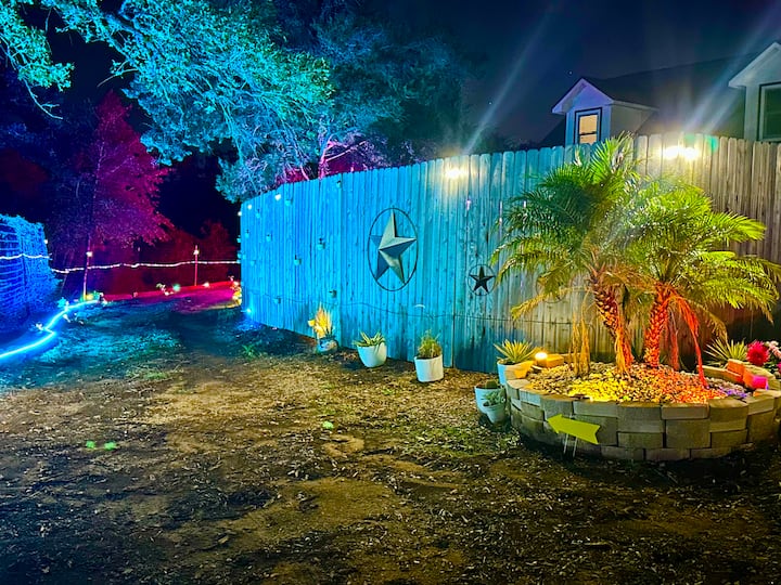 Luxury Texas Retreat W/ Pool, Spa & Private Range - Elgin, TX