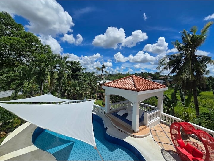 산토니뇨 풀빌라
Stonino Poolvilla - Cebu City