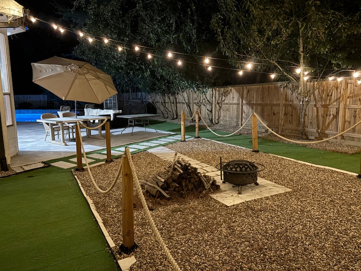 Stylish Inside, Sun-kissed Outside Inthe Woodlands - The Woodlands, TX