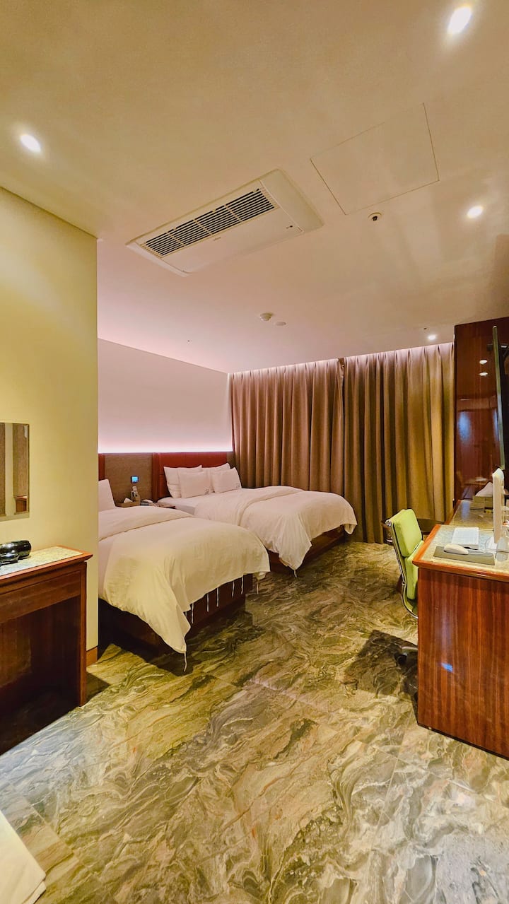 랜덤首尔少见的安静精品酒店 · Indipresent Hotel Deluxe Twin.双床房 - Seoul