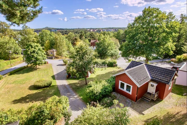 Cozy Cottage By Water, 30 Min To Stockholm - Nacka
