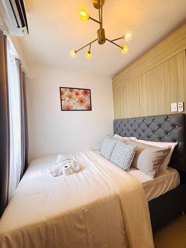 Moa Cozy Deluxe Pool View Near Airport 2-4 Pax - Metro Manila