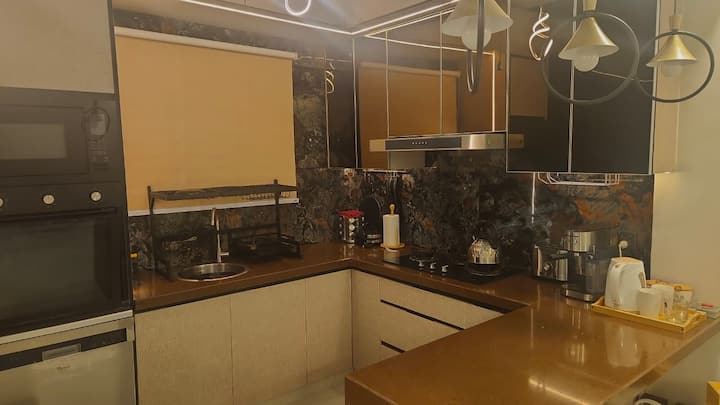 Luxury Sea-view 2br Apartment In Clifton! - Karachi