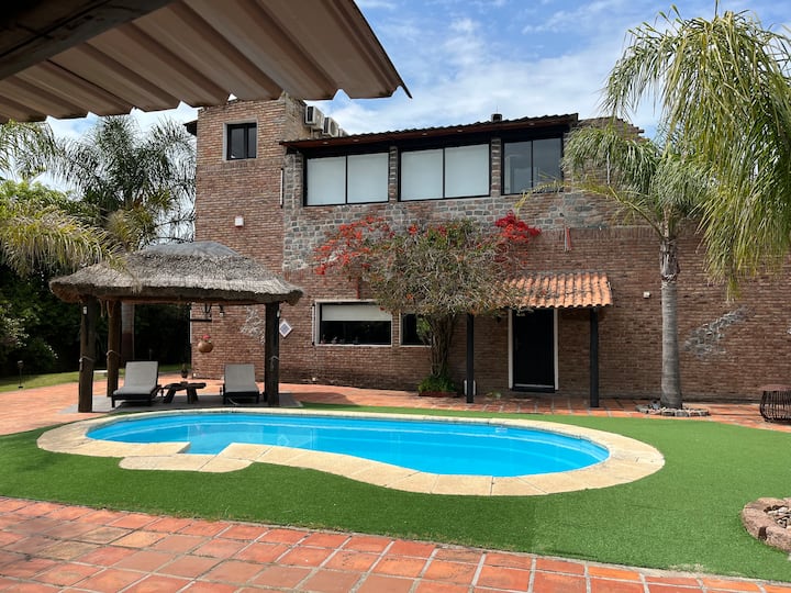 Amplia Casa De La Playa En El Pinar Con Piscina. - Ciudad de la Costa