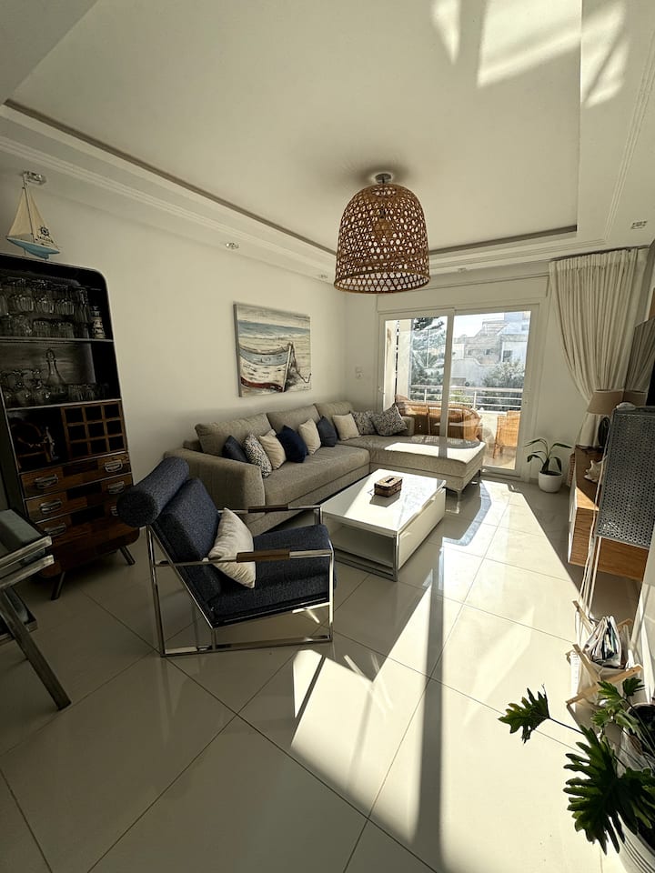 Appartement De Charme Piscine & Accès Direct Plage - تونس‎