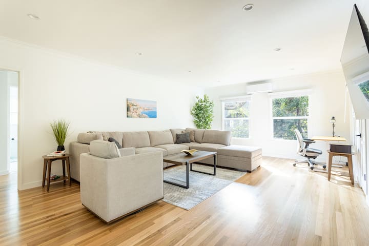 Charming 2+1 Apartment Century City Adjacent - Culver City
