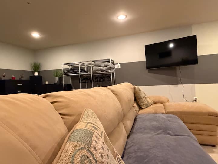 Cozy Private Suite Near National Harbor & D.c. - Accokeek, MD
