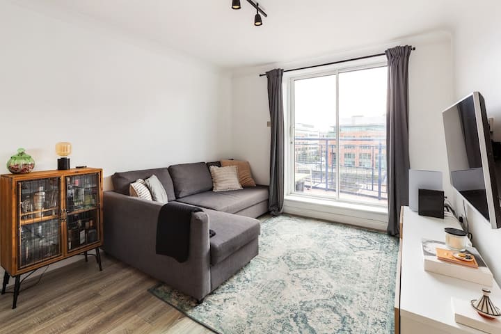 Comfy, Bright Apartment In Heart Of Dublin City - Dublin, Ireland