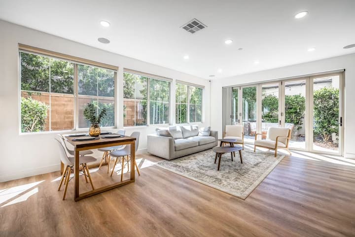#Sp721 采光极好的 3 房别墅方便社区，安静舒适 - Irvine, CA