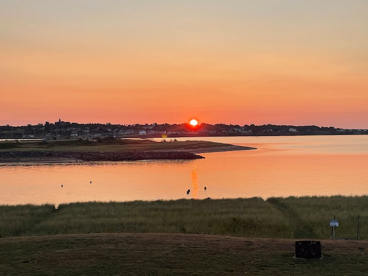 Little Waterfront Lookout - Prince Edward Island