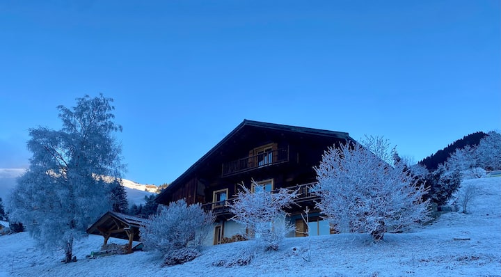 Chalet 10 Personnes Les Saisies 
Dimanche/dimanche - Beaufort
