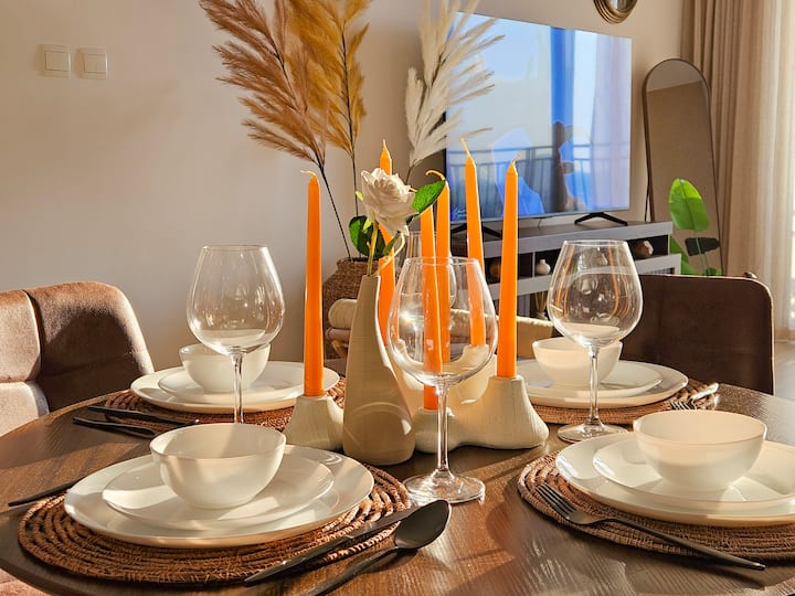 Chic Yas Stay | Winter Fest, Ferrari, Sea World - Abu Dhabi