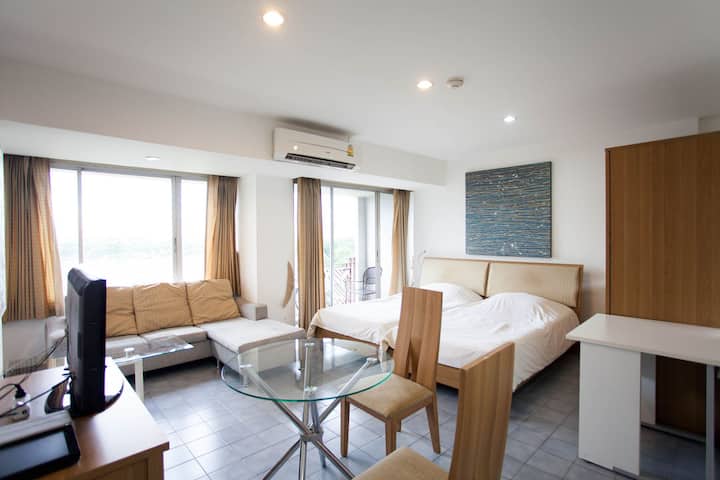 40 Sqm Comfy 2 Beds With Working Desk & Kitchen - Thailand