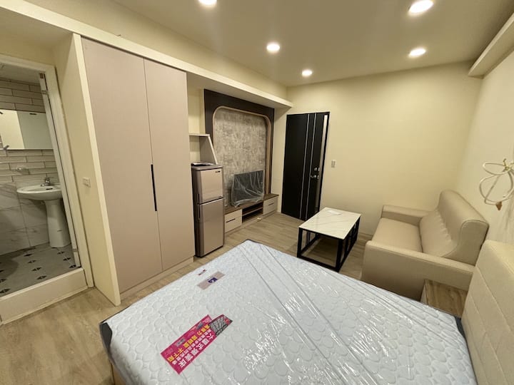 三樓健身公寓、全新大套 讀洗大獨曬 - North District