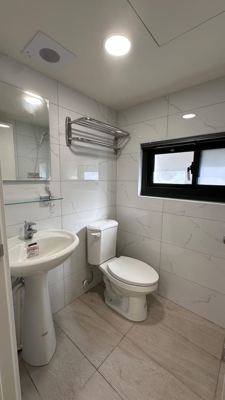 「可長租、可日租」健身4樓近科博館、植物園、下樓即到綠園道,機能極佳 - Taichung City