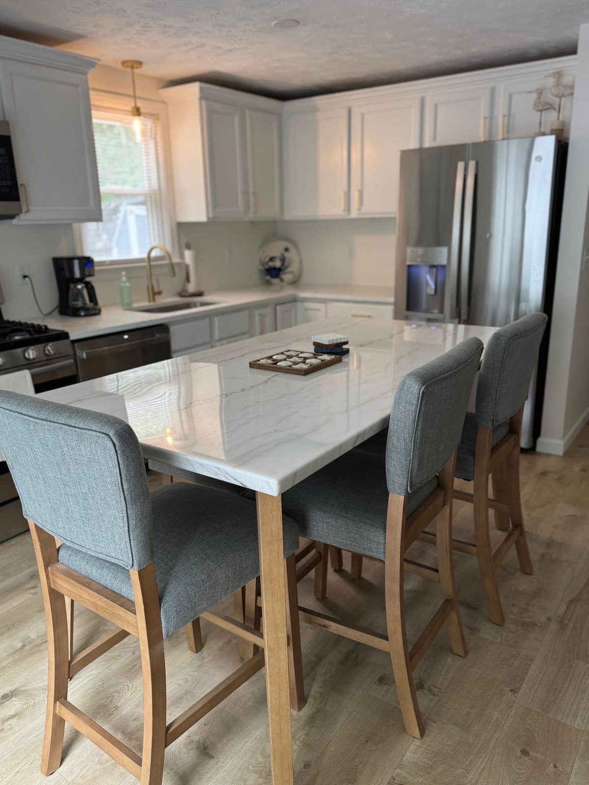 Hermosa escapada renovada de 3 dormitorios en Cape Cod - Casas en renta ...