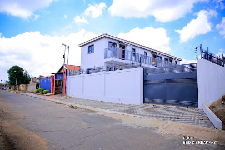 Fush Airbnb - Soweto